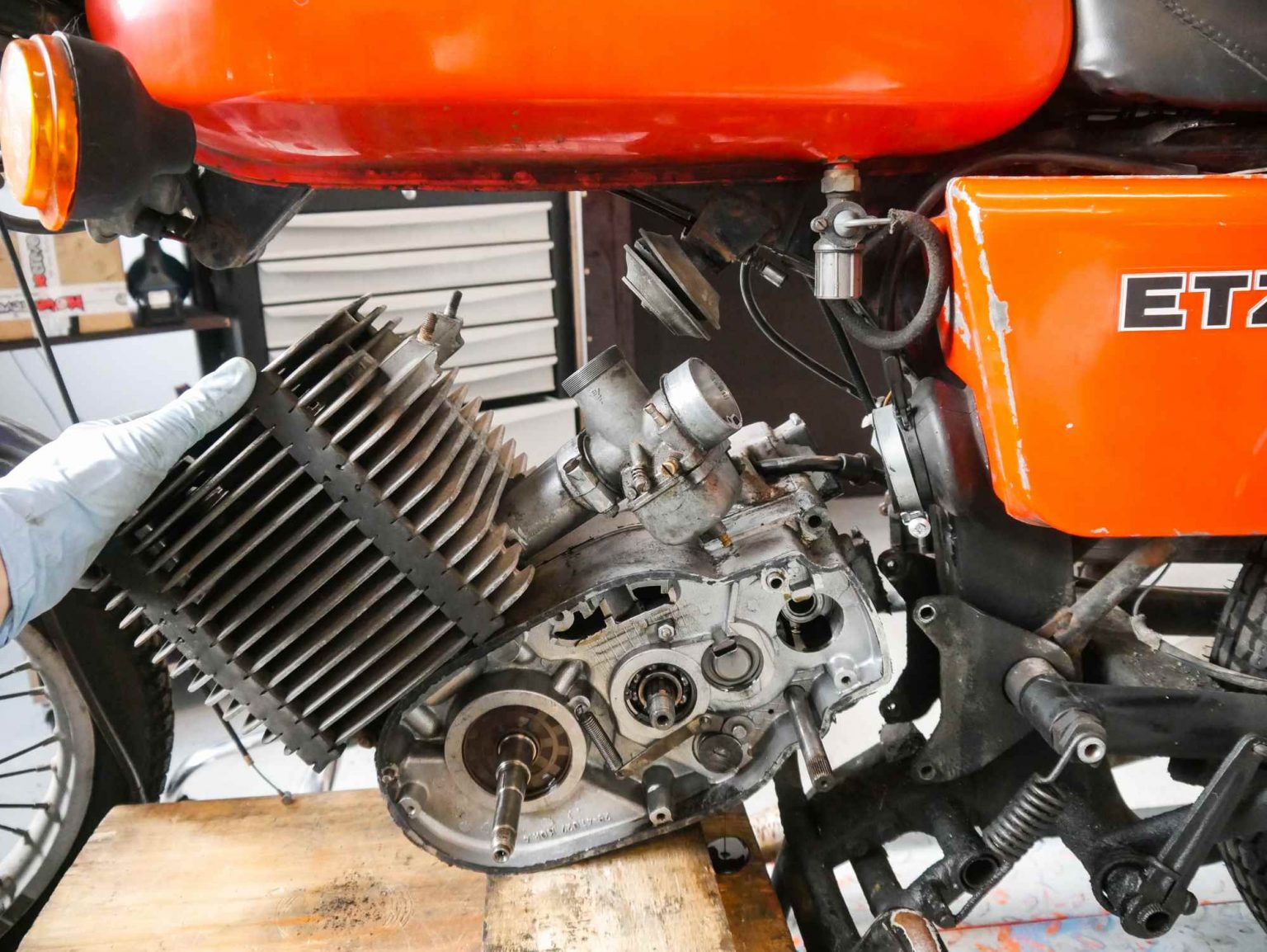 MZ ETZ 250 Motorregeneration Motorrevision - Motoerevo